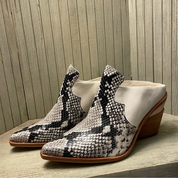 Gianni Bini | Shoes | Gianni Bini Slip On No Back Shoe Boots With Heels ...